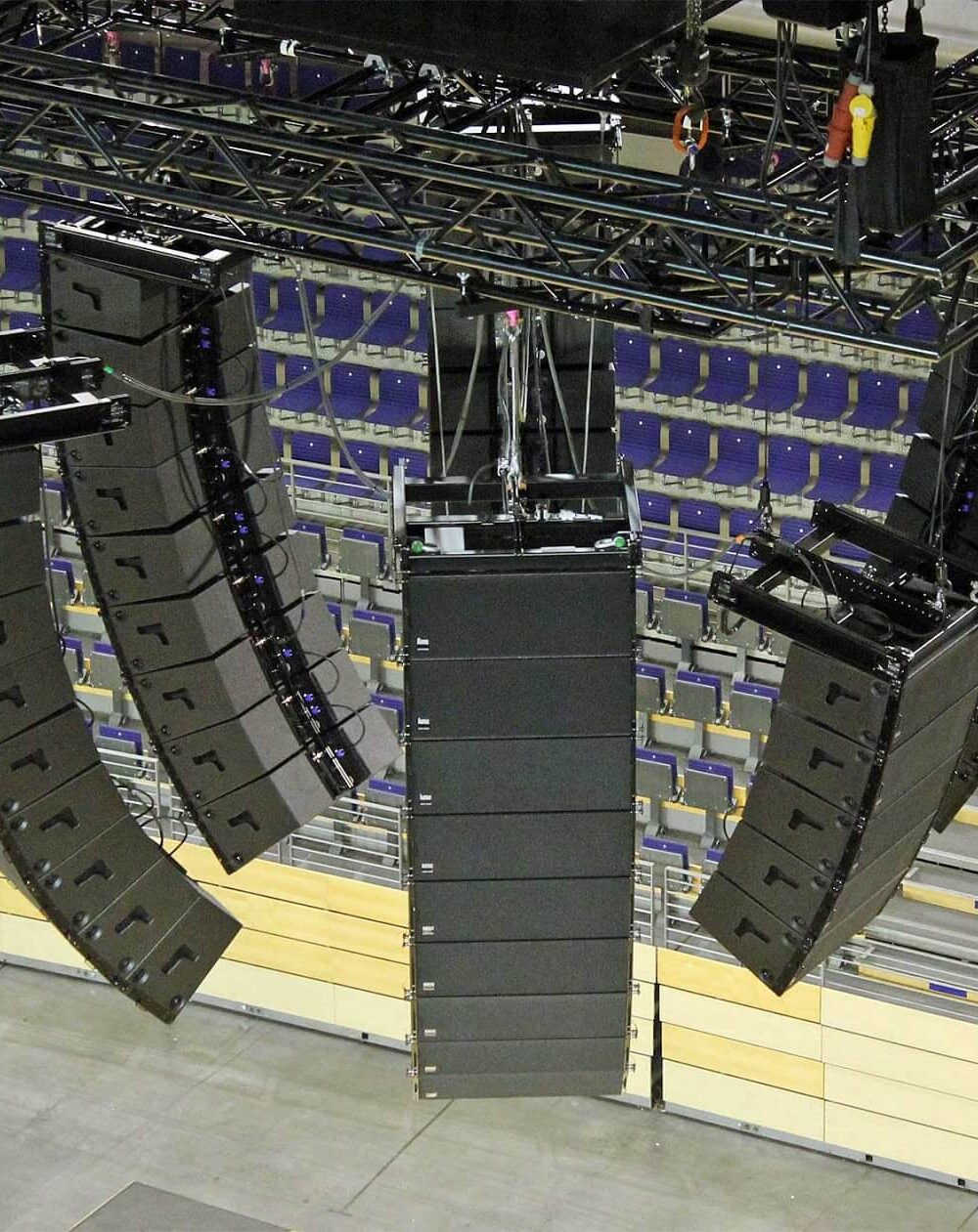 LINE ARRAY archivos - Ultramar Audio